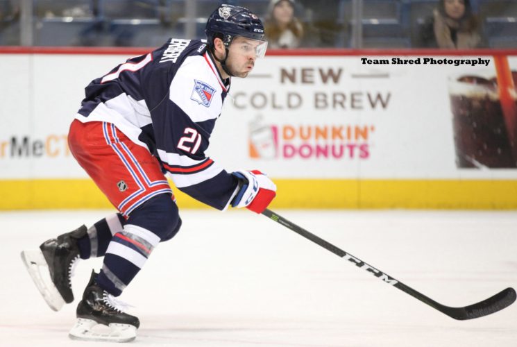 Caleb Herbert (29) | CollegeHockeyPlayers
